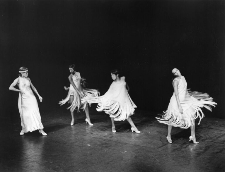 Timeline: Ford Foundation Support for Creativity - REsource