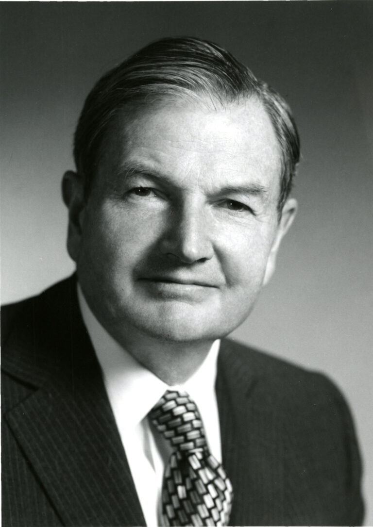 Photo Essay: Building the World Trade Center in Lower Manhattan - REsource