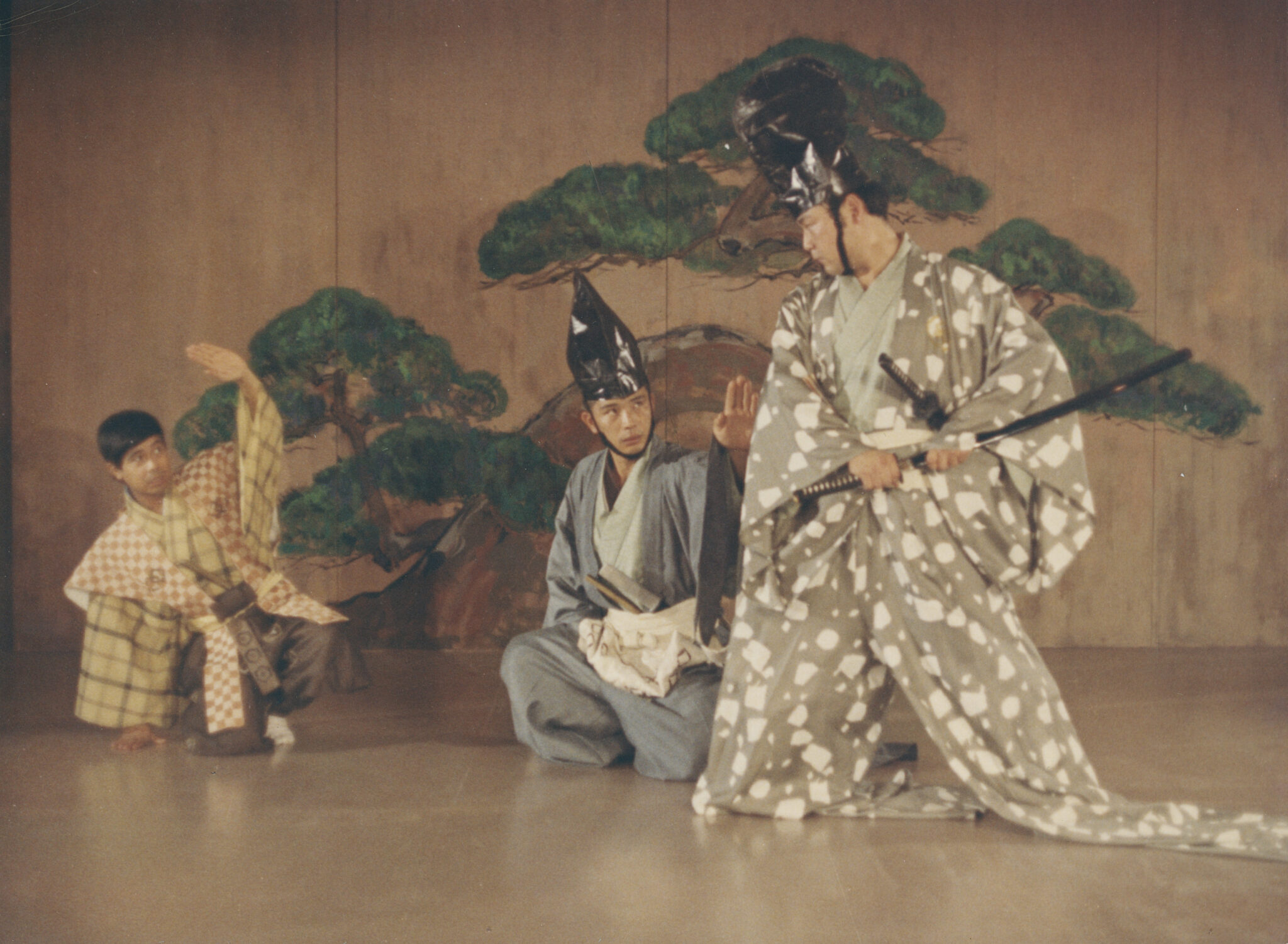HA_JapaneseDance_B86_F1426_004 - REsource